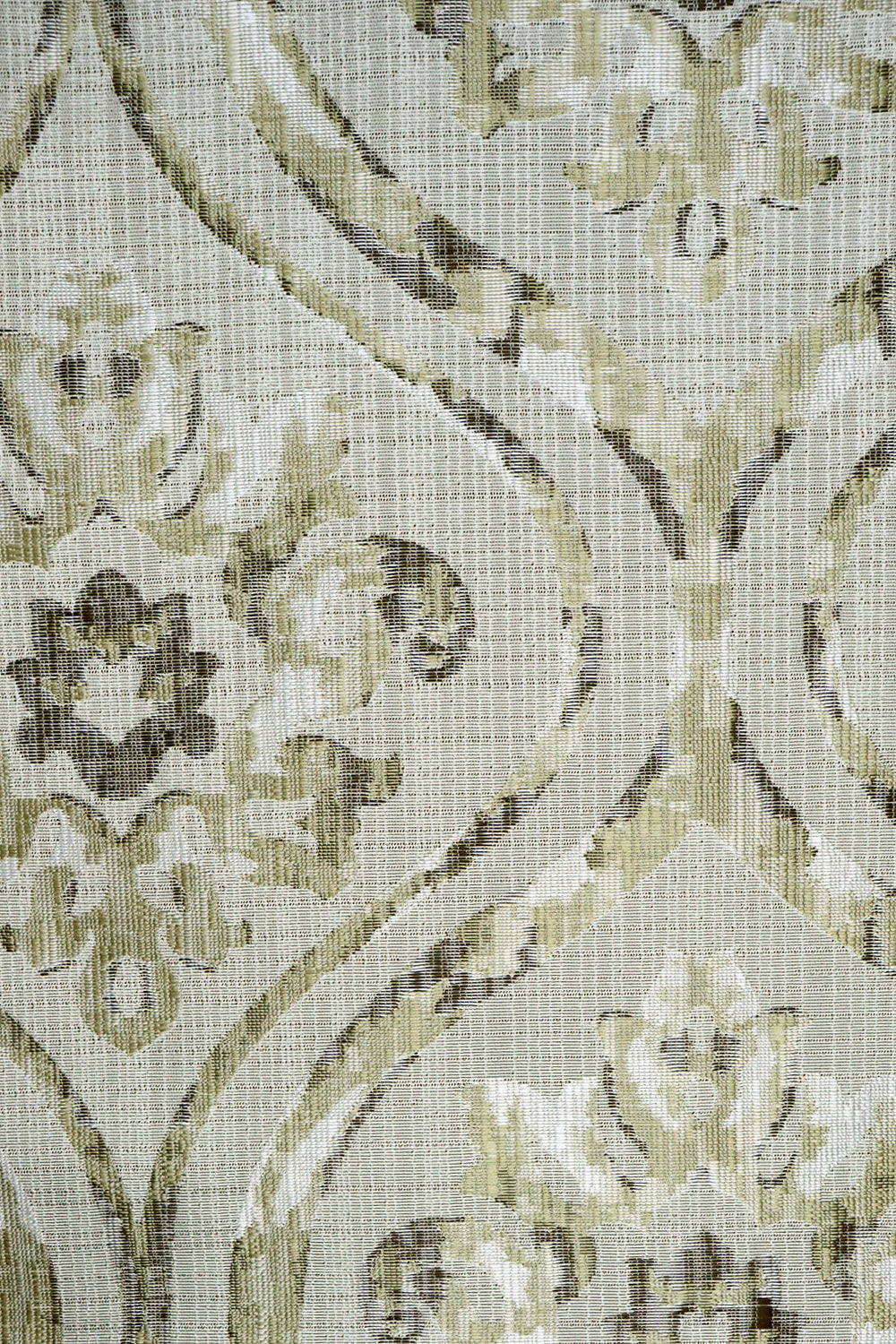 Royal Damask – Sterling-Court